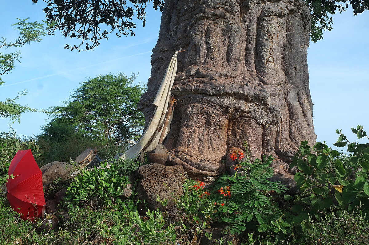 RÉ-IMAGINER LE PASSÉ - EXHIBITION @KINDL, Berlin | Talking Objects Lab